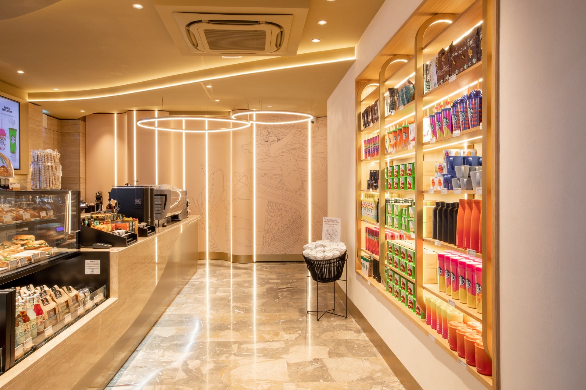 Starbucks opens first store in Rome - Global Coffee Report