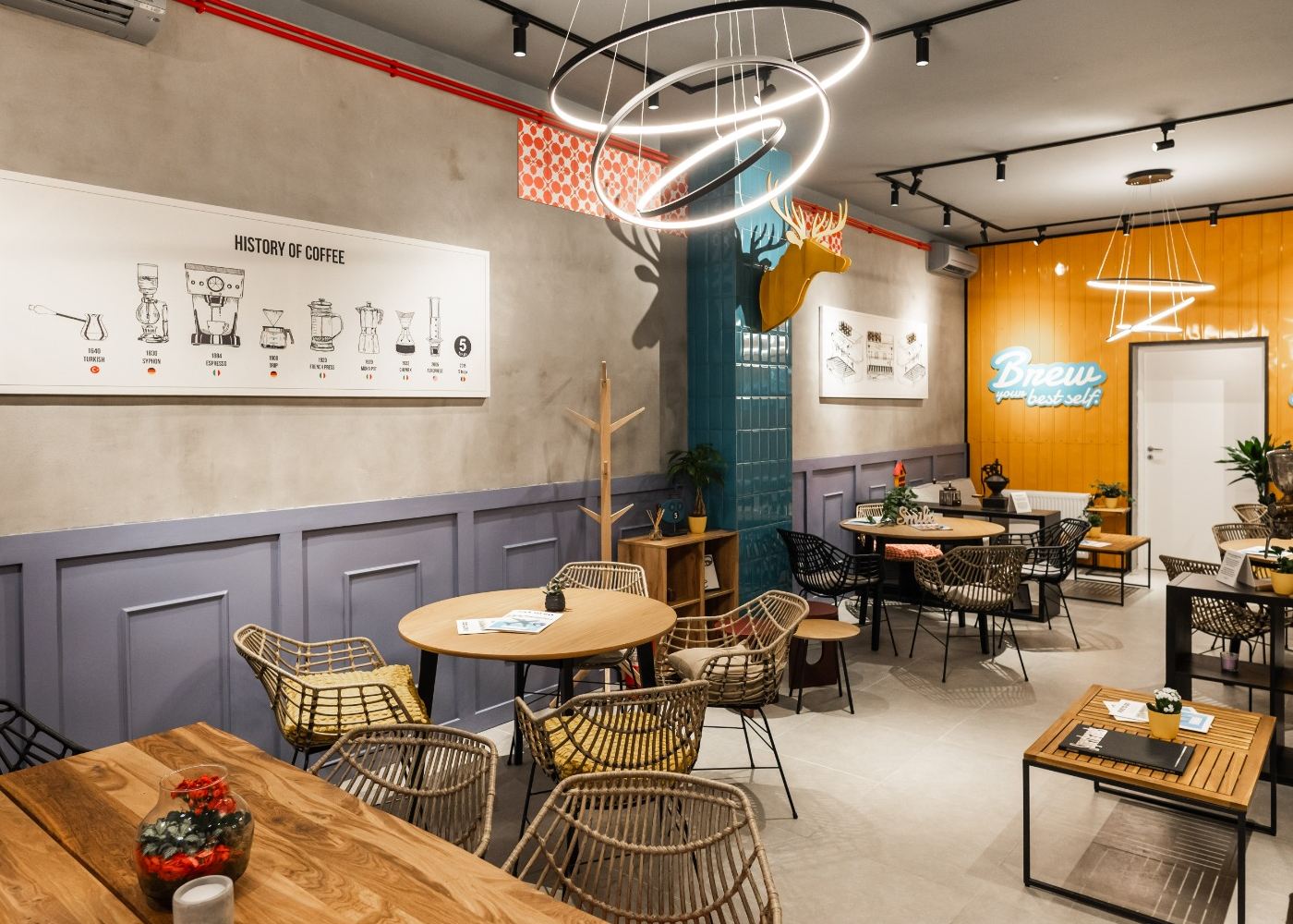 5 to go opens first flagship store in Brașov - Global Coffee Report