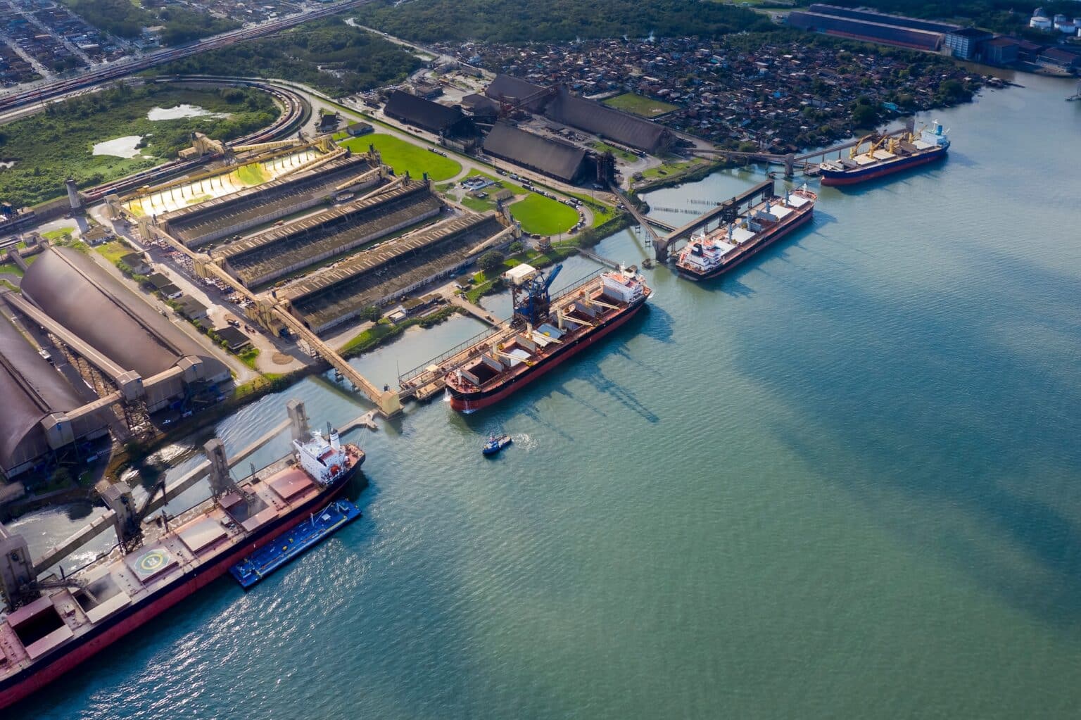 Brazilian port issues plaguing coffee exports - Global Coffee Report