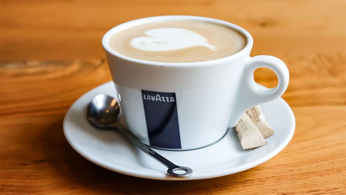 Lavazza signs agreement with leading international airline - Global ...